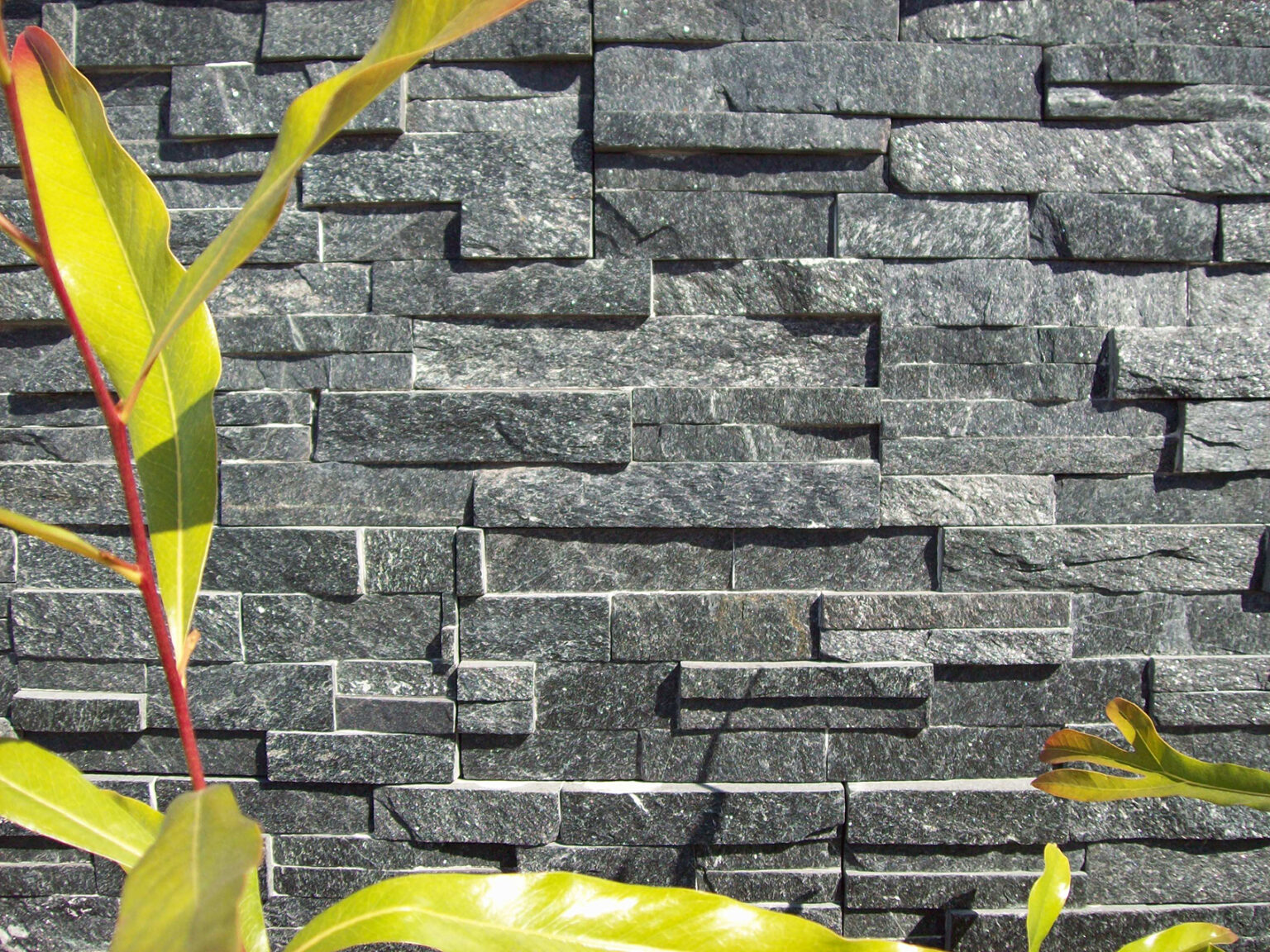 Black Mica Stackstone 150 x 600 x 20/30 (S) – Tile & Stone Gallery