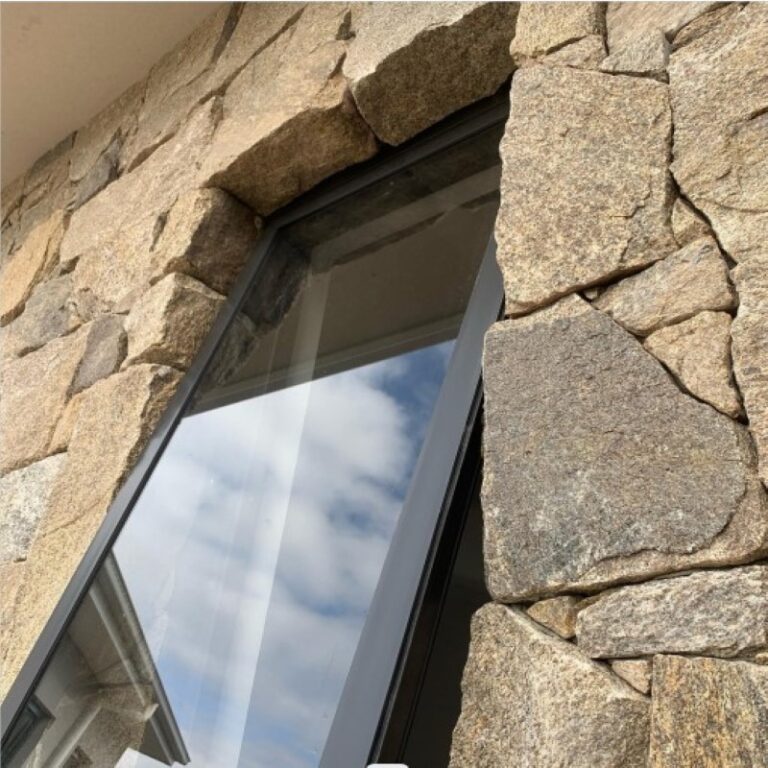 AMAZON, TORA Granite – Random Loose STONE – Tile & Stone Gallery